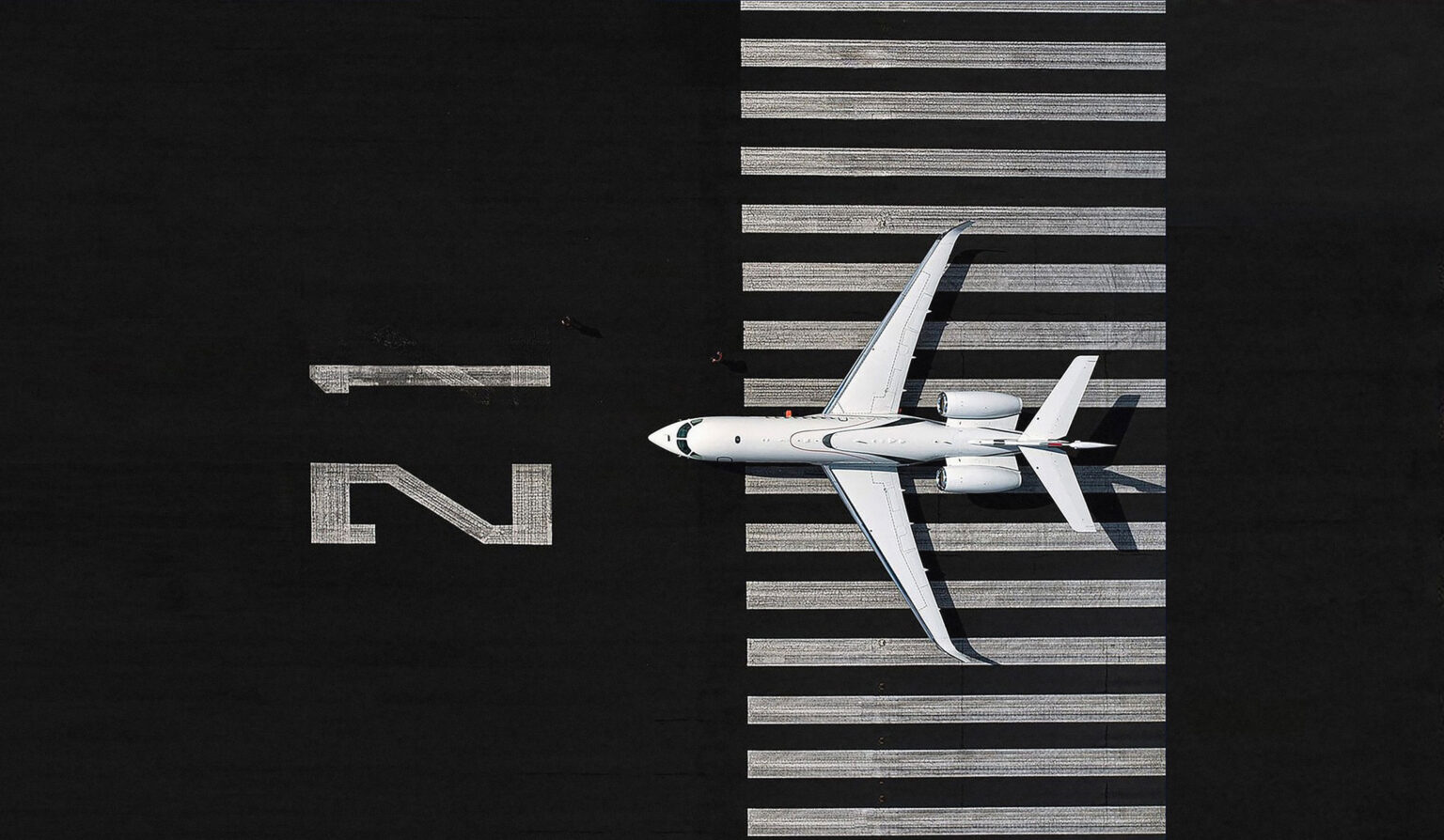 HOW TO STAND OUT YOUR AIRCRAFT IN Q1 - Ellipse Aviation